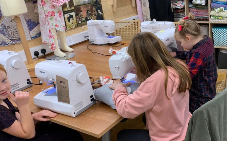 Nanny Kim’s Sewing Bee – and her trusty Jaguar sewing machines – GUR ...