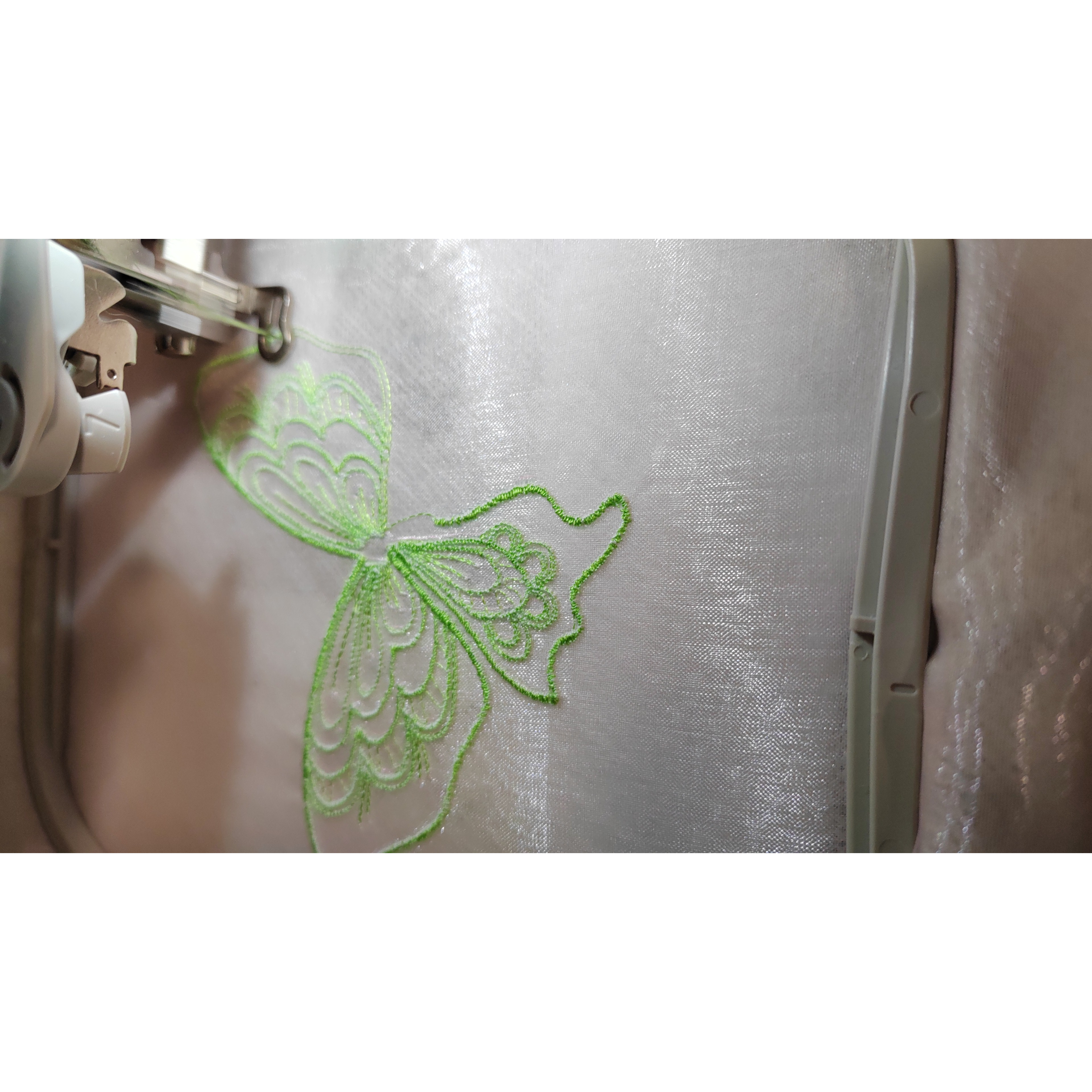 Brother Innov-Is V3LE Embroidery Machine